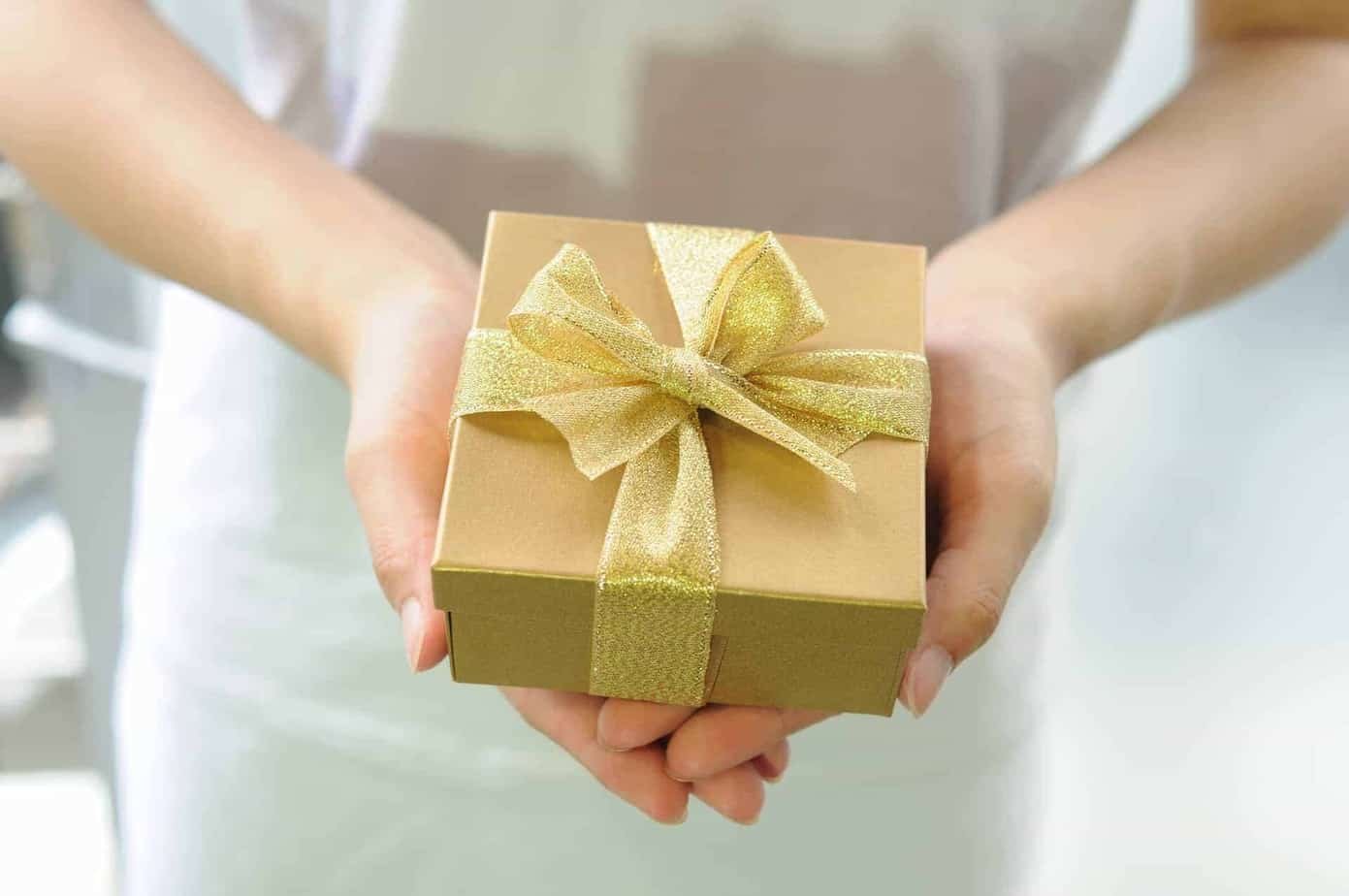 Do You Take Gifts To A Retirement Party? – Retirement Tips and Tricks